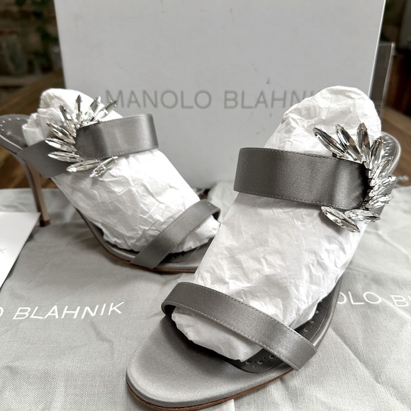 Manolo Blahnik | Shoes | New In Box With Shoe Bags Manolo Blahnik Gray ...